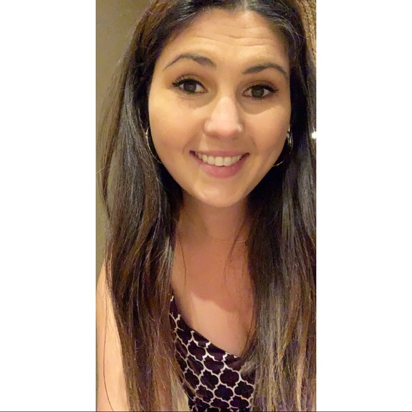 ! devon's Closet (@devonmiller16) | Poshmark